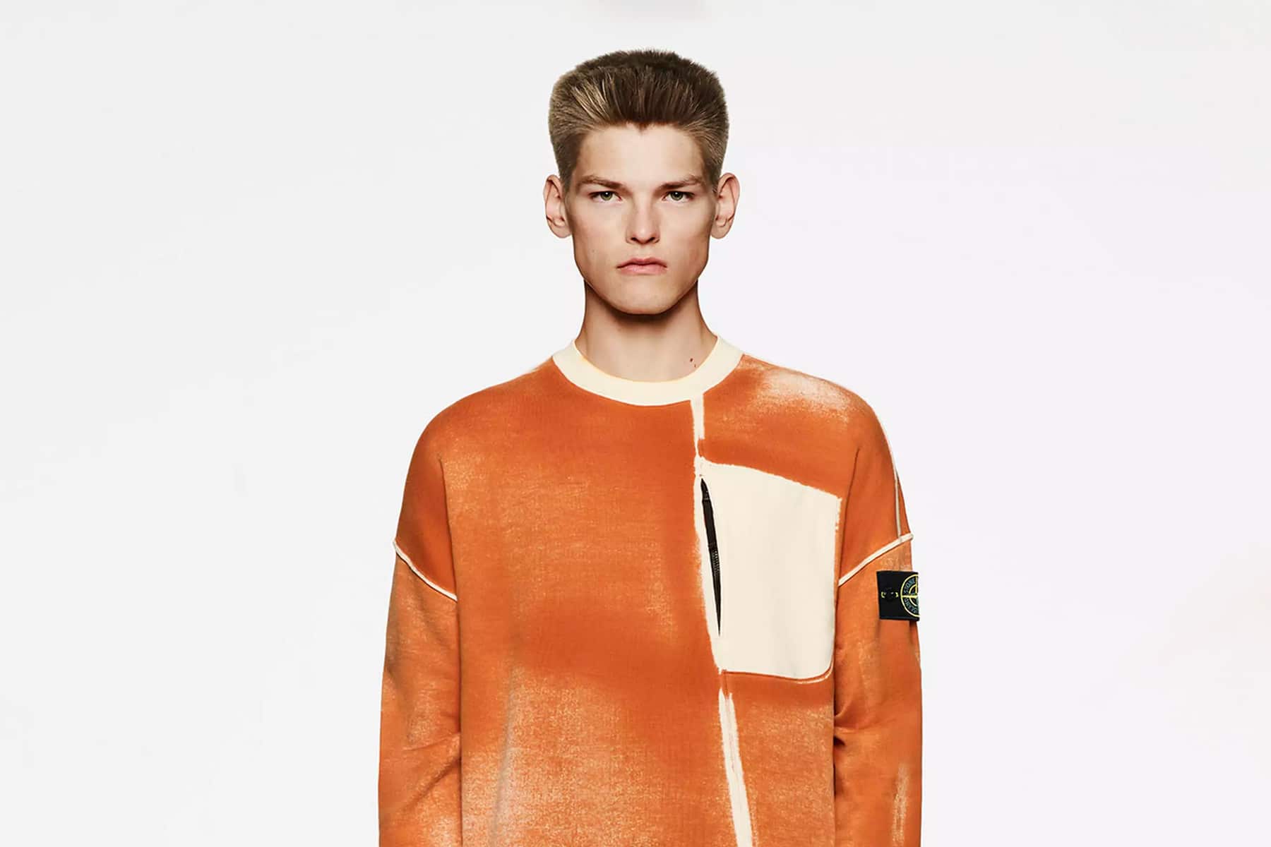 Stone Island presenta la nuova collezione Hand-Sprayed